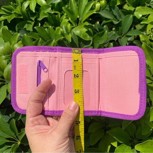 Dreamworks | Accessories | New Dreamworks Trolls Trifold Velcro Wallet ...